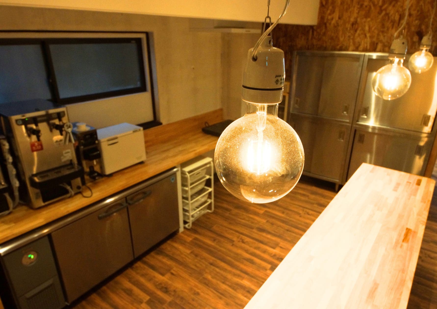 飲み放題990円 オードブル1650円/宴会や催事に特化した貸切スペースの写真13