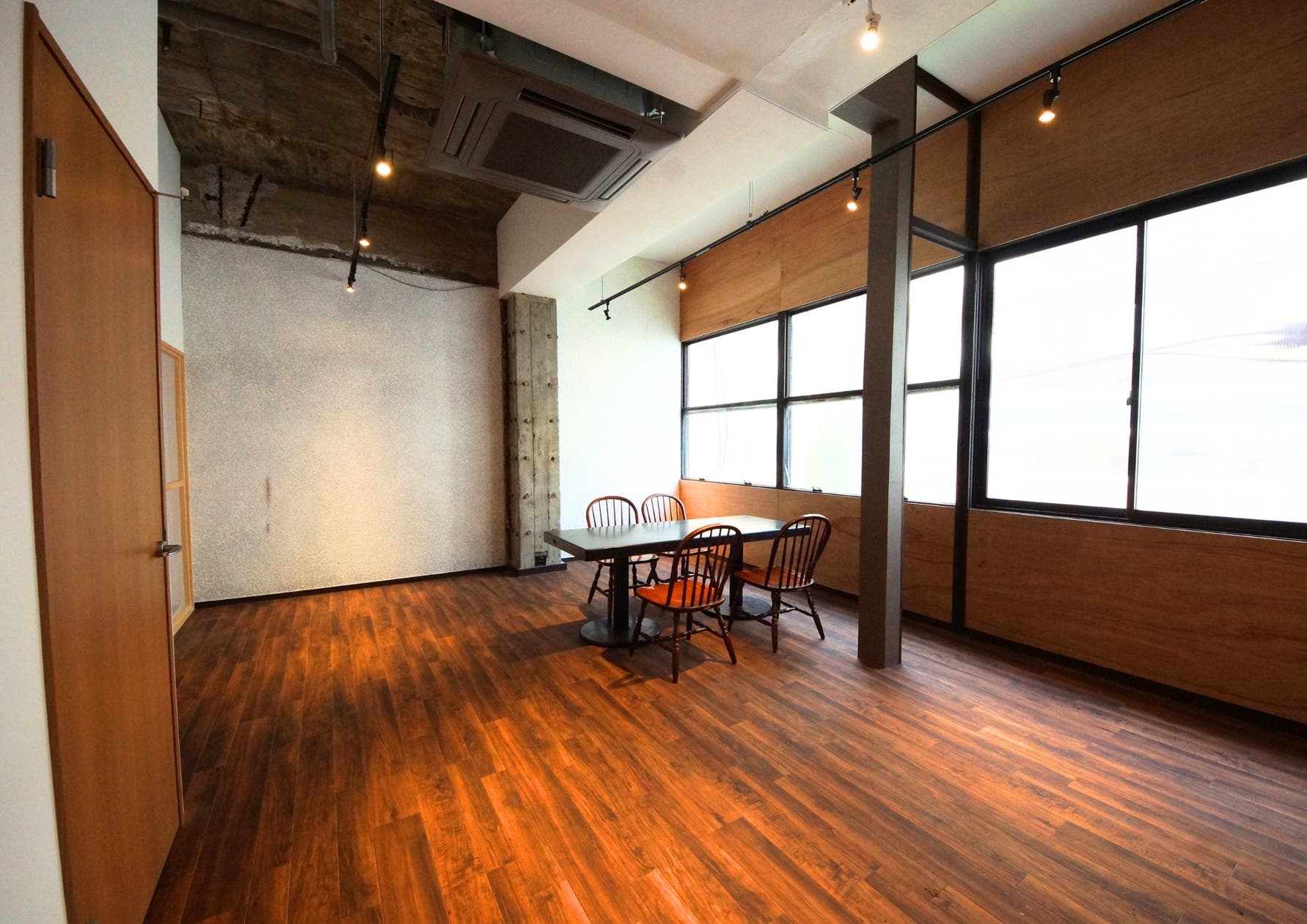 飲み放題990円 オードブル1650円/宴会や催事に特化した貸切スペースの写真7