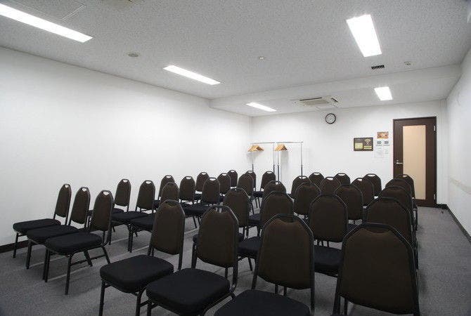 【池袋駅東口から徒歩30秒　806号室】セミナー・会議利用はもちろん、動画撮影・配信・お教室利用もOK♪の写真5