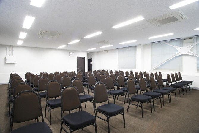 【池袋駅東口から徒歩30秒　901号室】セミナー・会議利用はもちろん、動画撮影・配信・お教室利用もOK♪の写真5