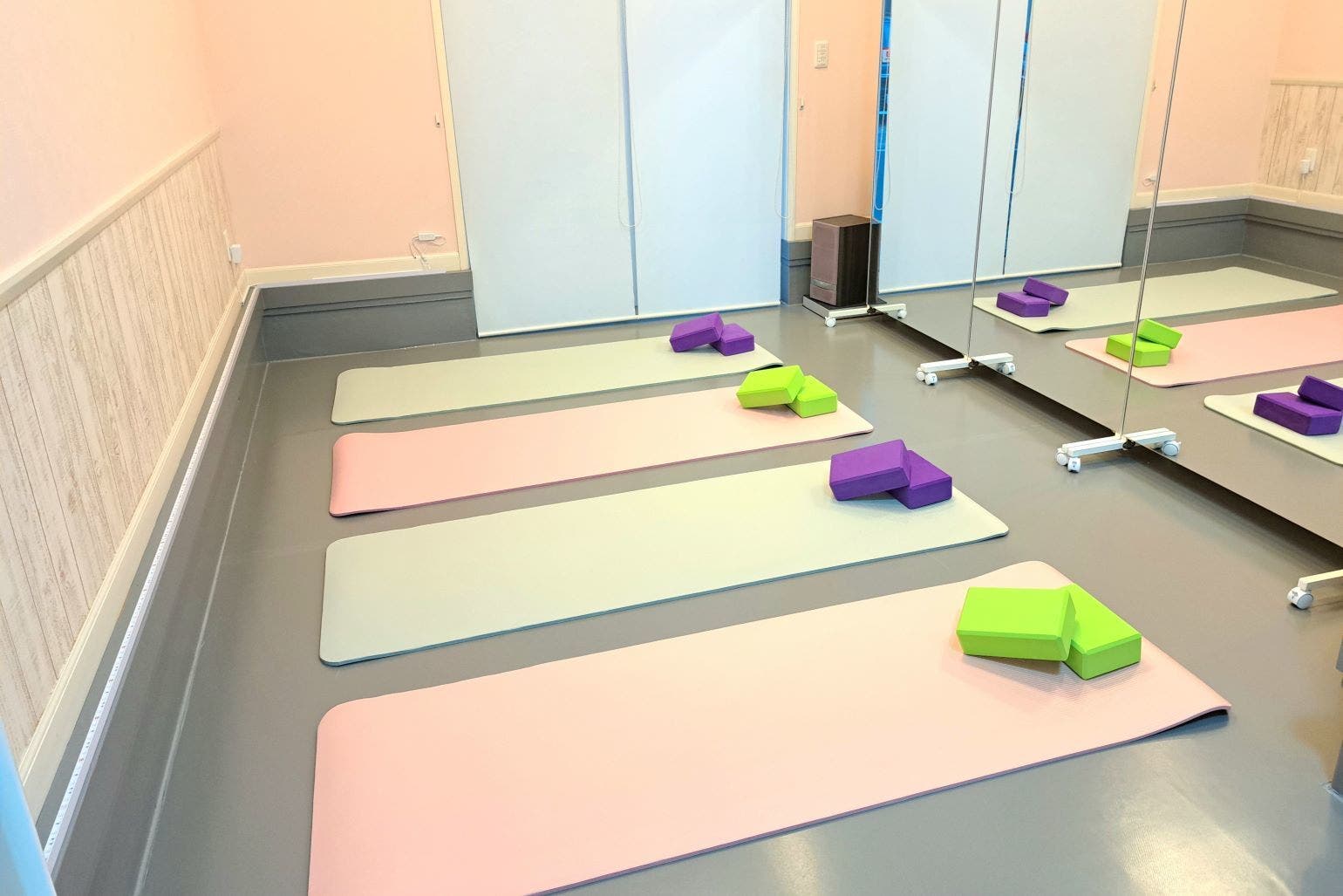 【東松戸駅4分】ダンスも会議もイベントも💛少人数貸切に特化した多目的スペース/大型ミラーやWifi完備/駐車場も無料の写真11