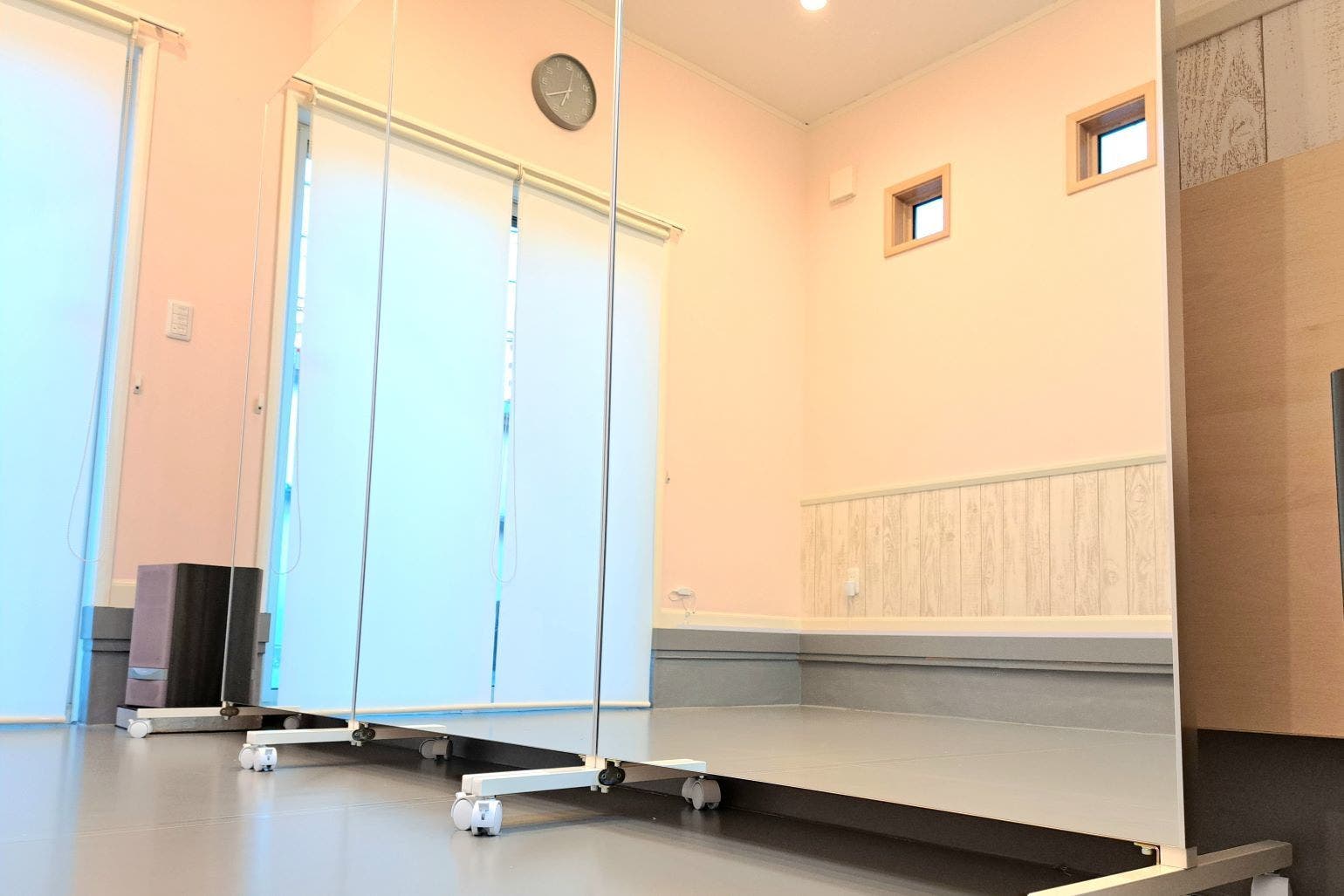 【東松戸駅4分】ダンスも会議もイベントも💛少人数貸切に特化した多目的スペース/大型ミラーやWifi完備/駐車場も無料の写真18