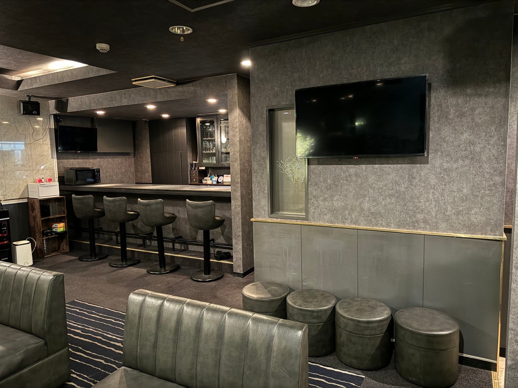 喫煙可🚬千葉栄町カラオケ付きレンタルルーム🎤の写真8