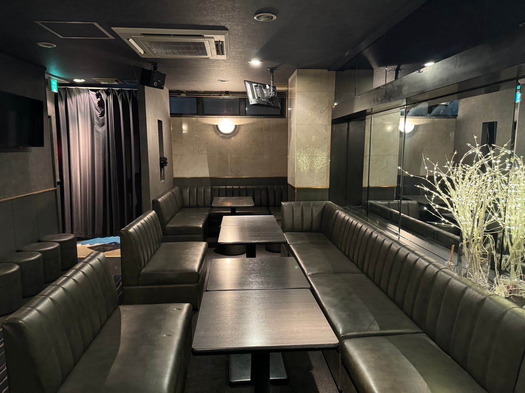 喫煙可🚬千葉栄町カラオケ付きレンタルルーム🎤の写真9