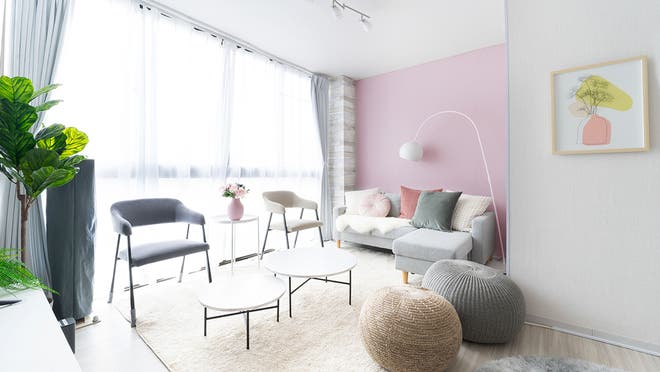 【新浜松駅1分】24時間営業 深夜でも騒いでOK!クリスマスパーティー🎄忘年会 女子会・デート・会議・教室・撮影にの写真1