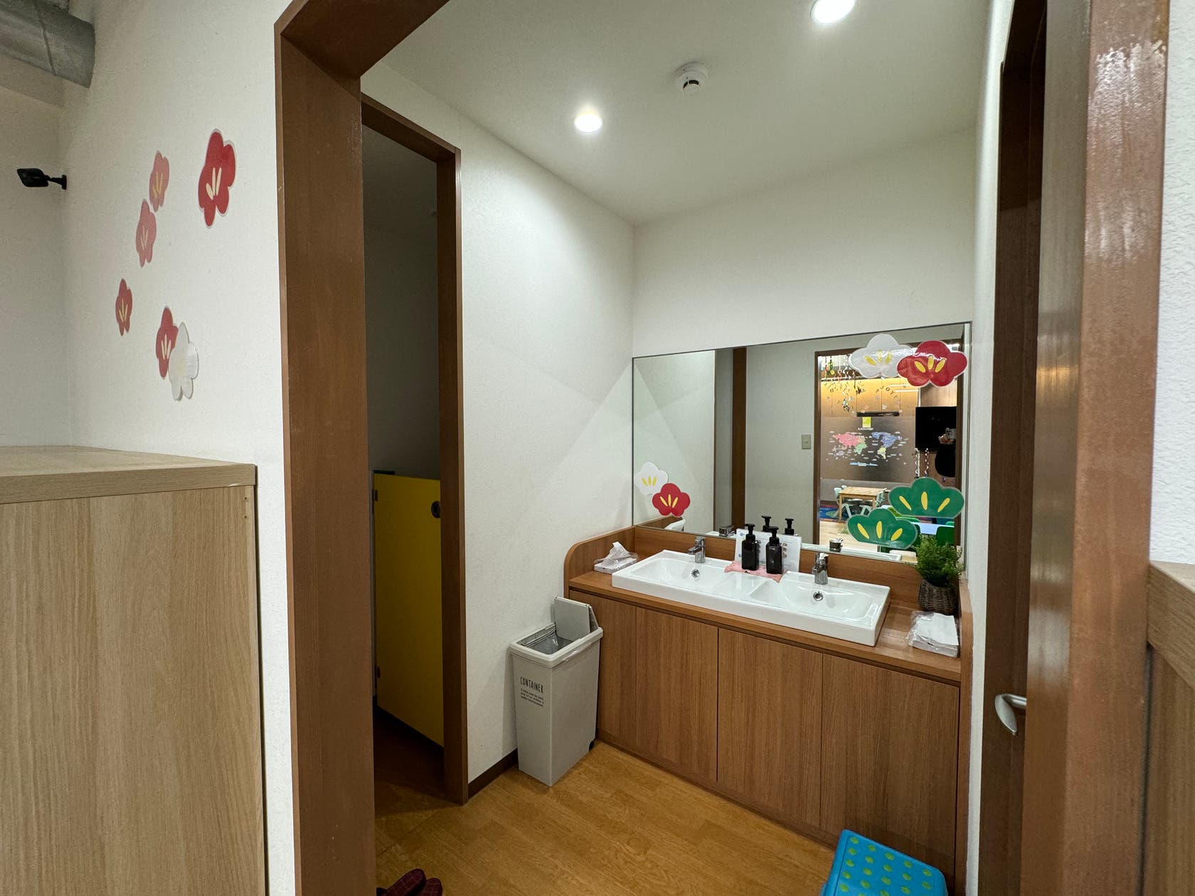 【阿佐ヶ谷：ラウンジルーム】駅近好立地！お子様連れ大歓迎👌パーティー/お誕生日会/懇親会/謝恩会/ママ会にぴったり🎉の写真8