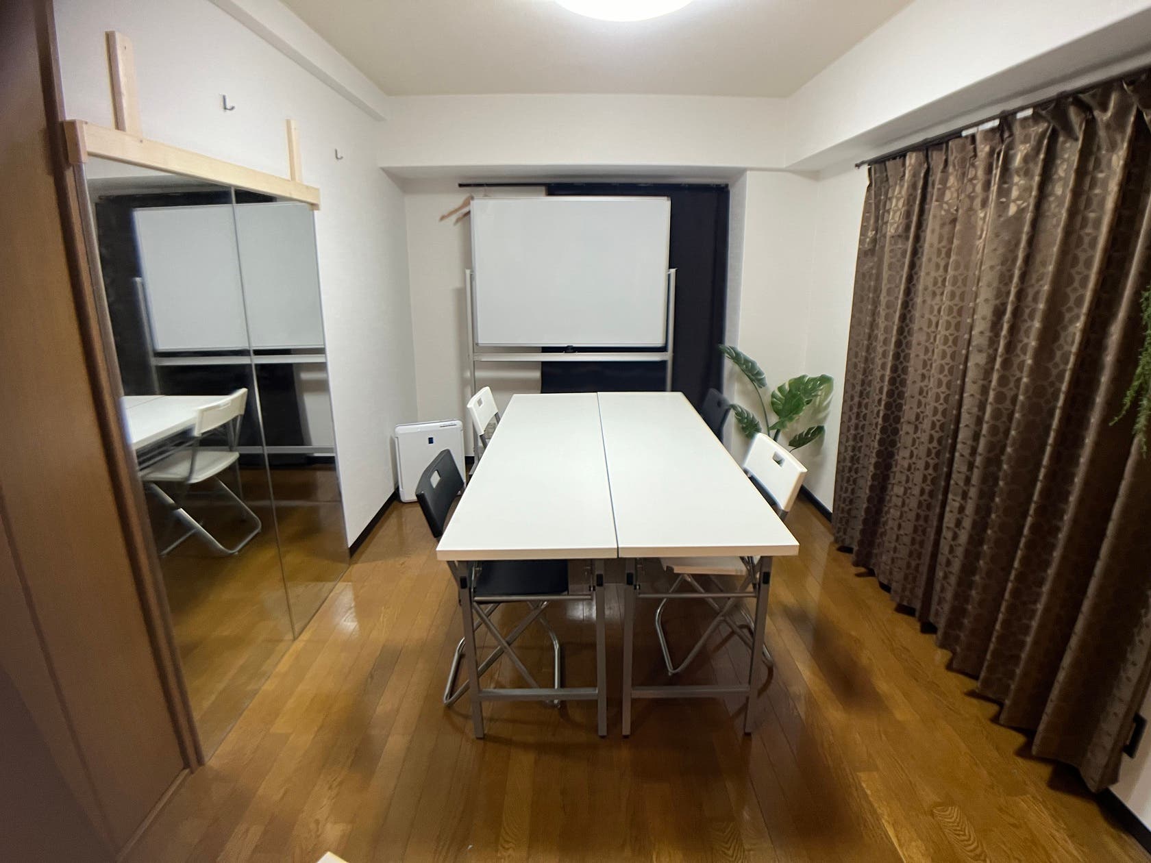 NEW OPEN🎉京橋駅近徒歩3分‼️レンタルサロン★会議室・ワークスペース・推し活・ヨガ・ママ会★多目的に利用可の写真13