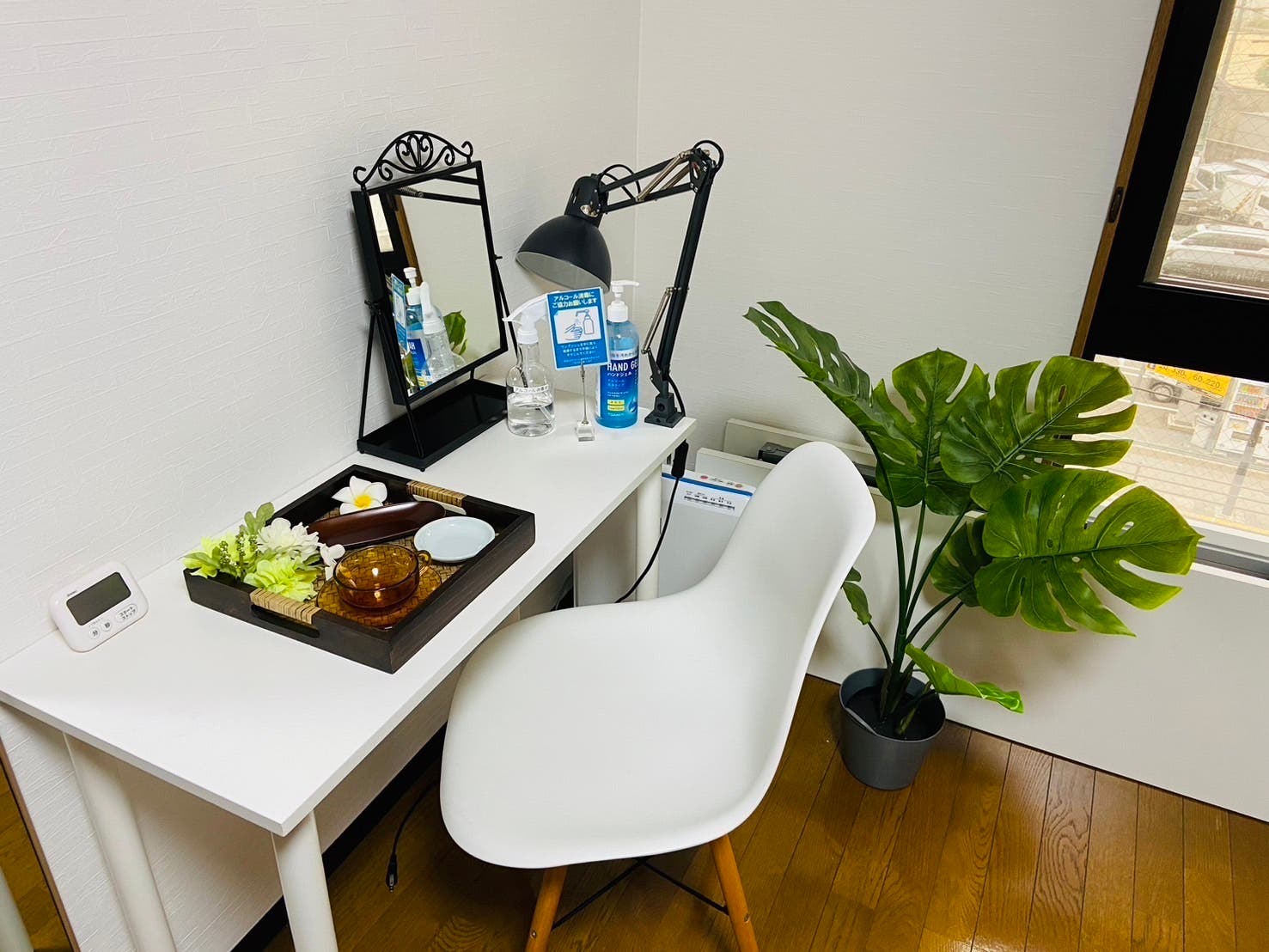 NEW OPEN🎉京橋駅近徒歩3分‼️レンタルサロン★会議室・ワークスペース・推し活・ヨガ・ママ会★多目的に利用可の写真14