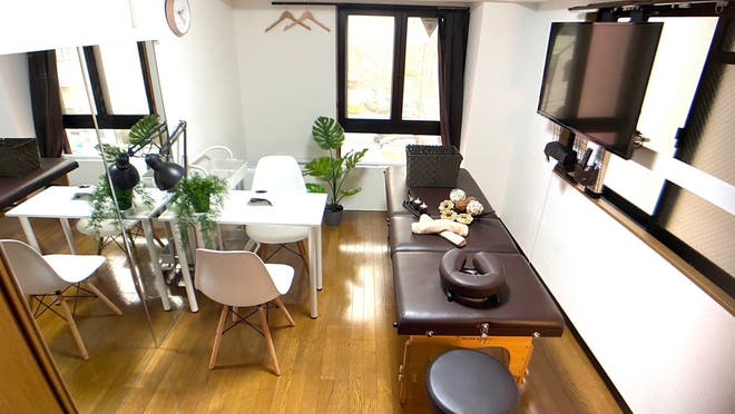 NEW OPEN🎉京橋駅近徒歩3分‼️レンタルサロン★会議室・ワークスペース・推し活・ヨガ・ママ会★多目的に利用可の写真16