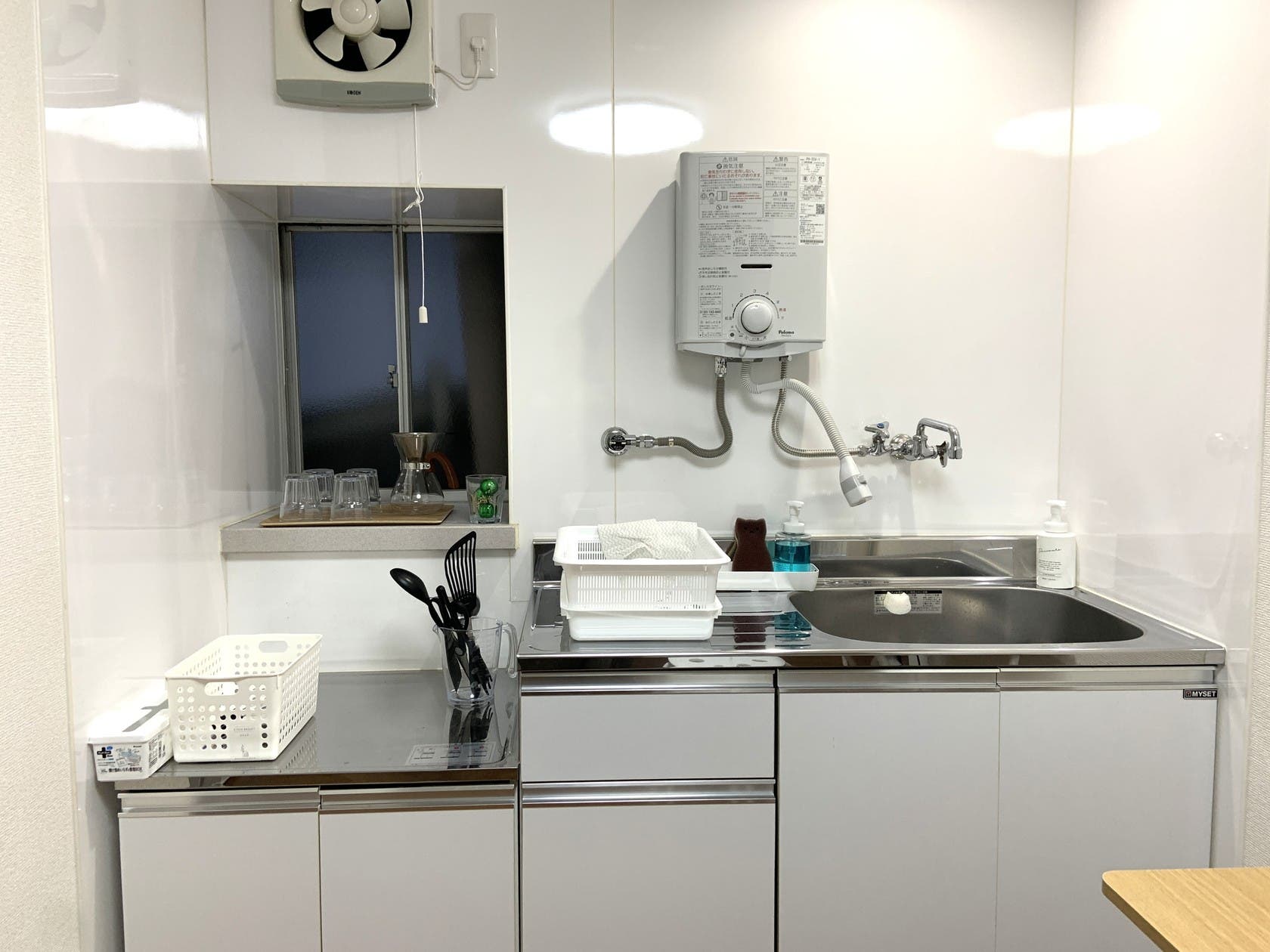 駅徒歩1分のレンタルスペースの写真6