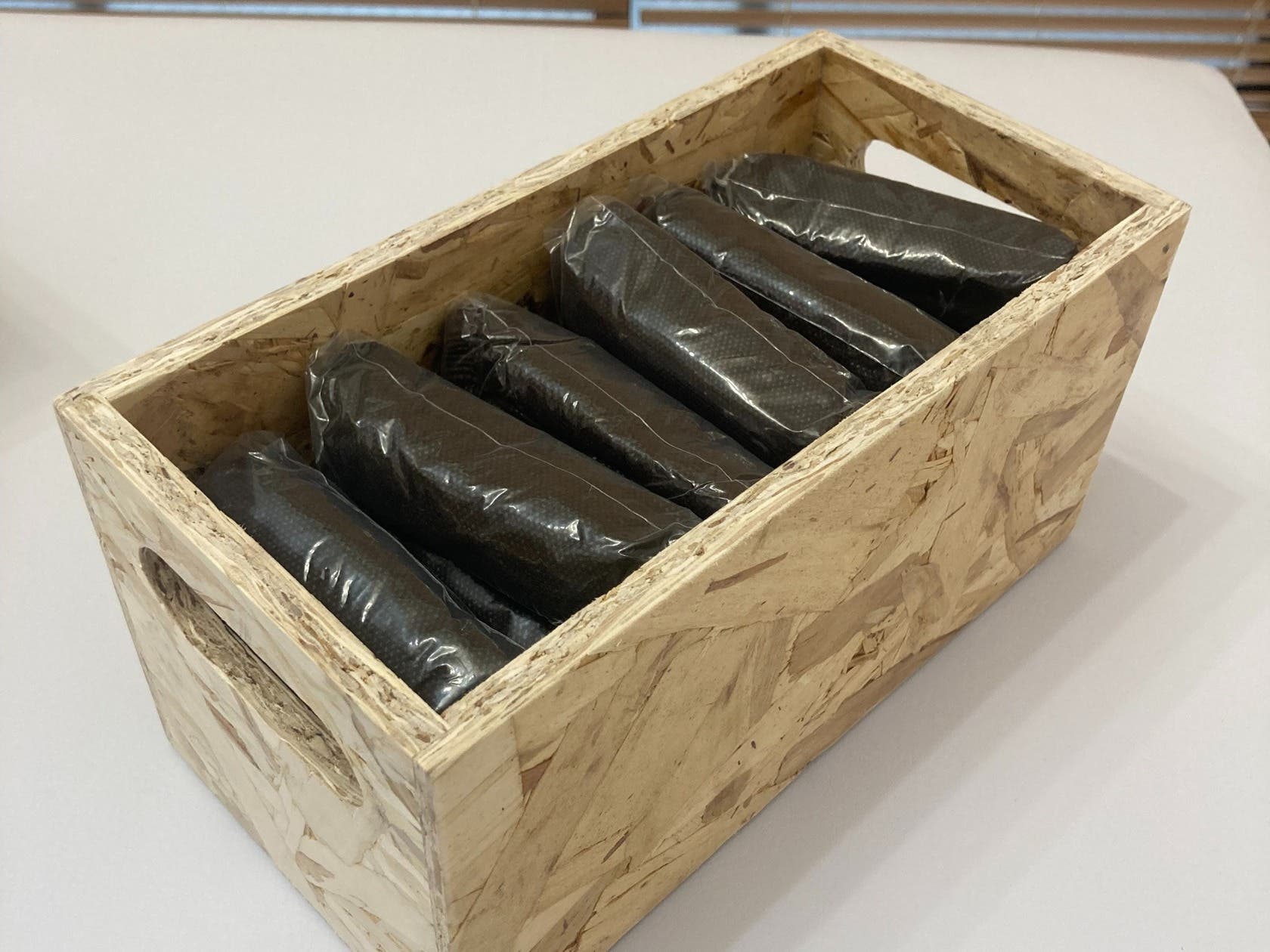 ペーパーブラジャーの画像1