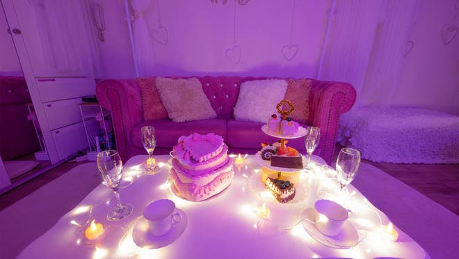 ✨リニューアル記念SALE✨五反田駅3分🎀元SKE🤍設備品無料!大画面で推しを♪推し会・誕生会•女子会•祭壇🎂・撮影24h💕の写真9