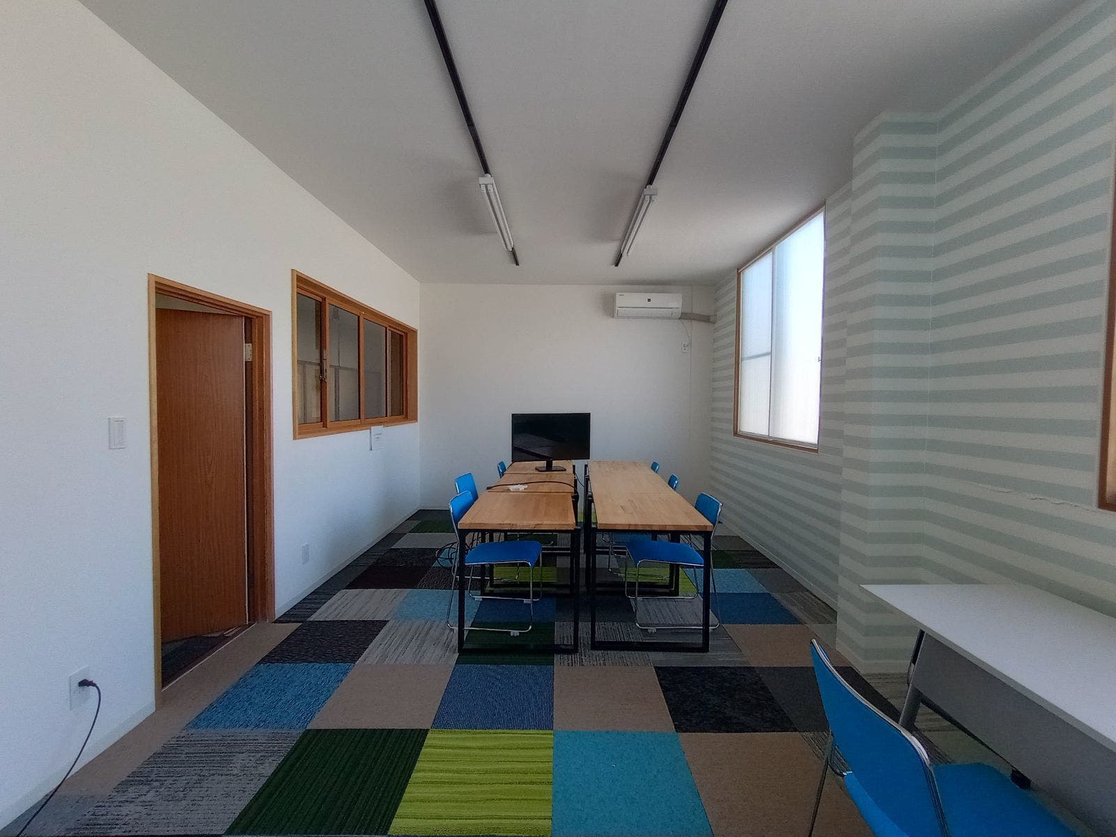 【湖】信濃国分寺駅から徒歩14分／上田市蒼久保の貸しオフィス／敷地内駐車場有・無料の写真1