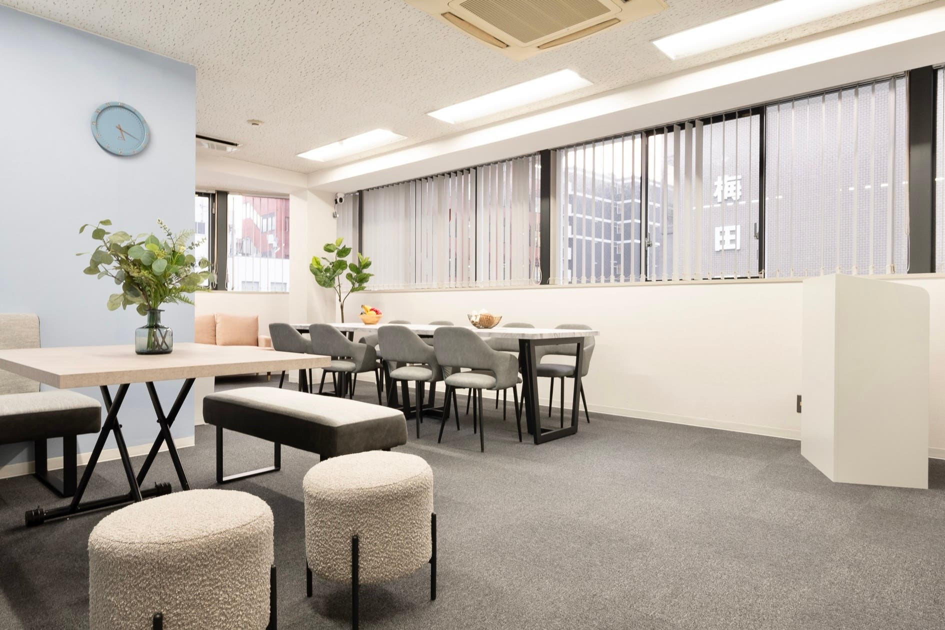 【東梅田すぐ】Open価格30%⤵️泉の広場4分🚃120㌅大画面スクリーン🎬セミナー/懇親会などにお勧め⭐️土足🉑／ネクシアの写真23