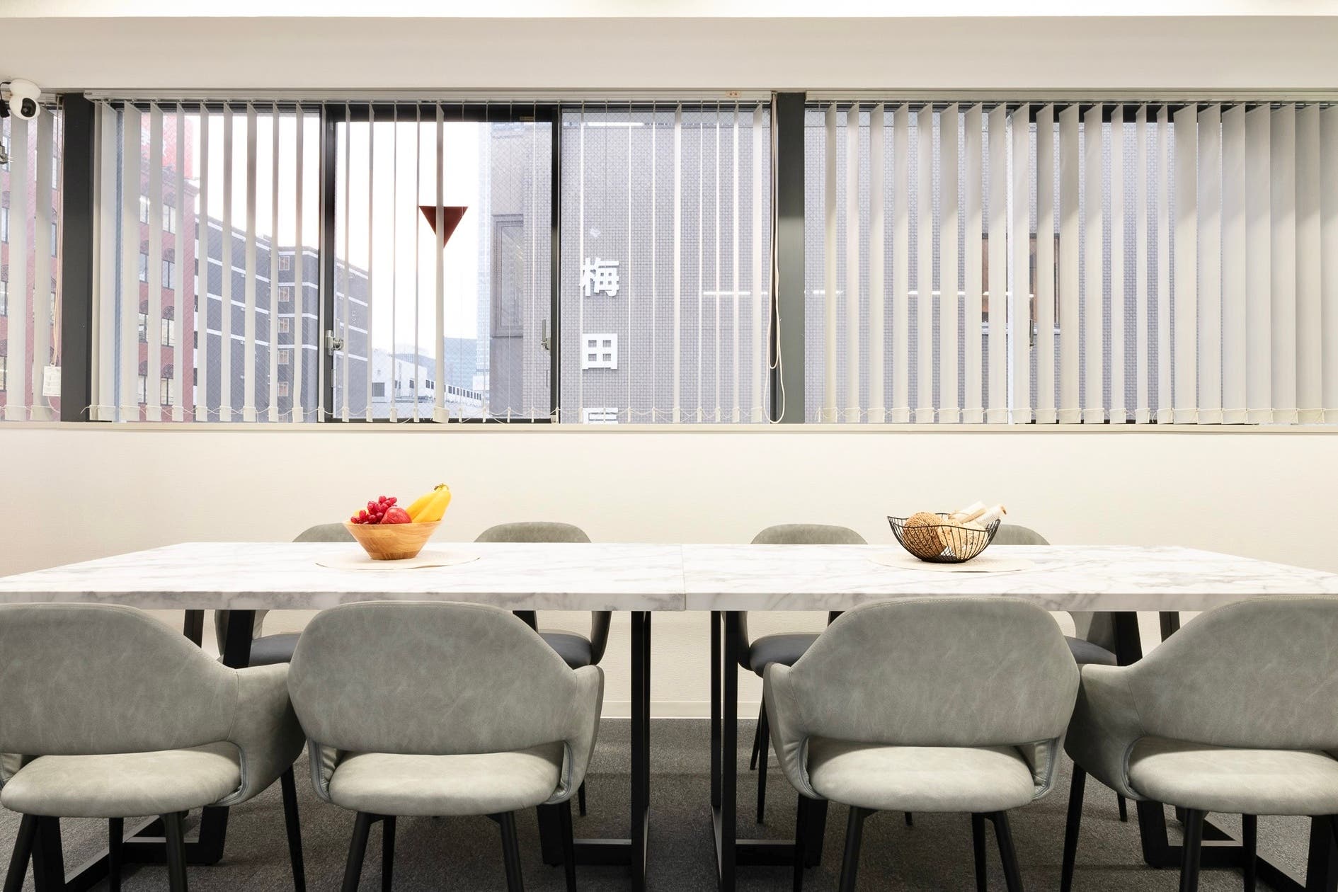 【東梅田すぐ】Open価格30%⤵️泉の広場4分🚃120㌅大画面スクリーン🎬セミナー/懇親会などにお勧め⭐️土足🉑／ネクシアの写真16