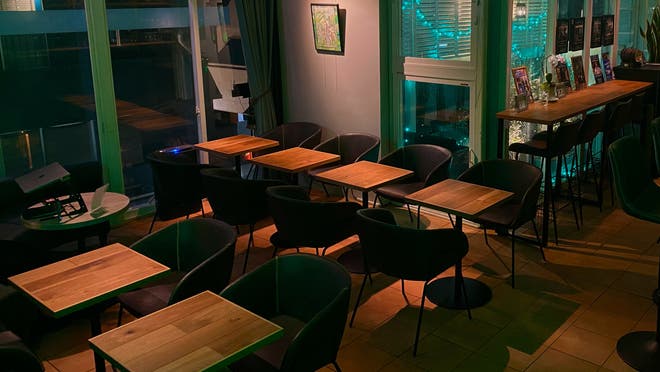 ✨🎉PARTY・LIVEに最適!テラス&屋上付き!外苑前6分の多目的レンタルスペース「エレクトリックカフェ」の写真5