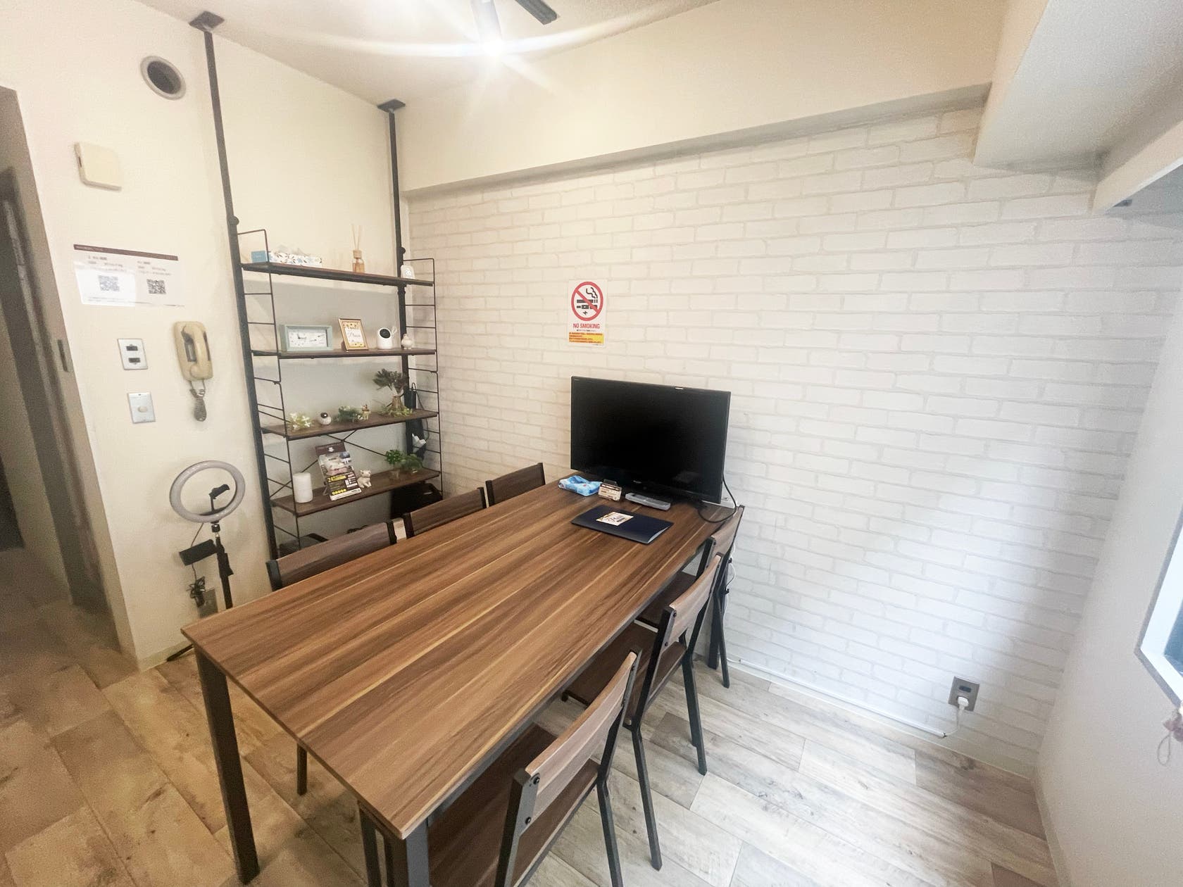 今だけ値下げ！【新大阪駅目の前】新大阪駅東口より徒歩10秒の貸会議室(911)の写真1