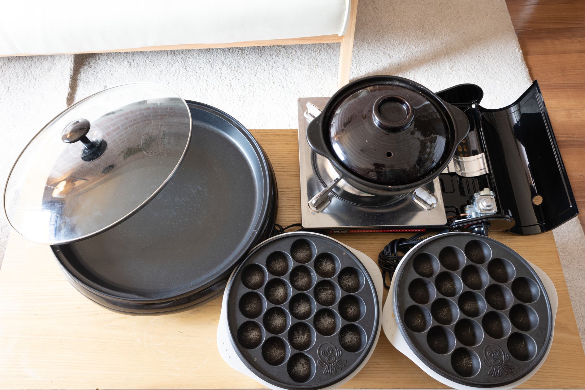 <KT9>面倒なオプション料金なし⇒ゴミ捨て、タコ焼き器、ネット無料！なんば駅近♪ コンビニ0分★オーブンレンジ&キッチンあり！の写真14