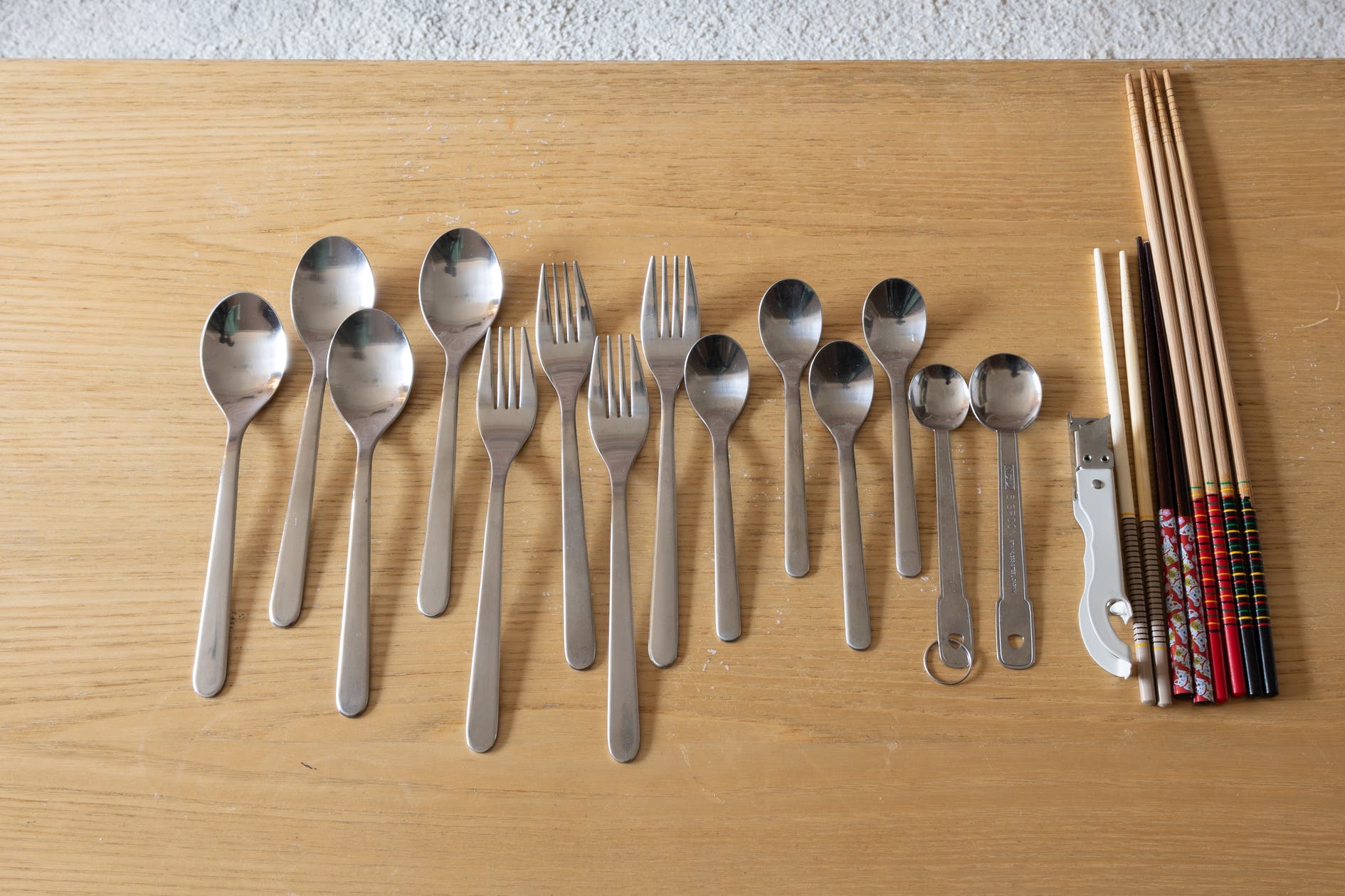 <KT9>面倒なオプション料金なし⇒ゴミ捨て、タコ焼き器、ネット無料！なんば駅近♪ コンビニ0分★オーブンレンジ&キッチンあり！の写真16