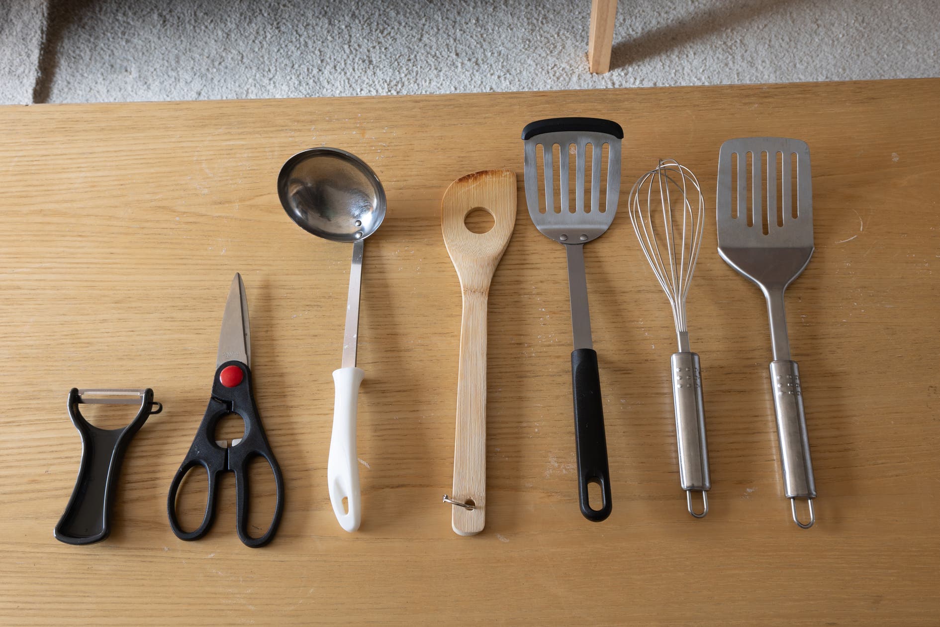 <KT9>面倒なオプション料金なし⇒ゴミ捨て、タコ焼き器、ネット無料！なんば駅近♪ コンビニ0分★オーブンレンジ&キッチンあり！の写真19