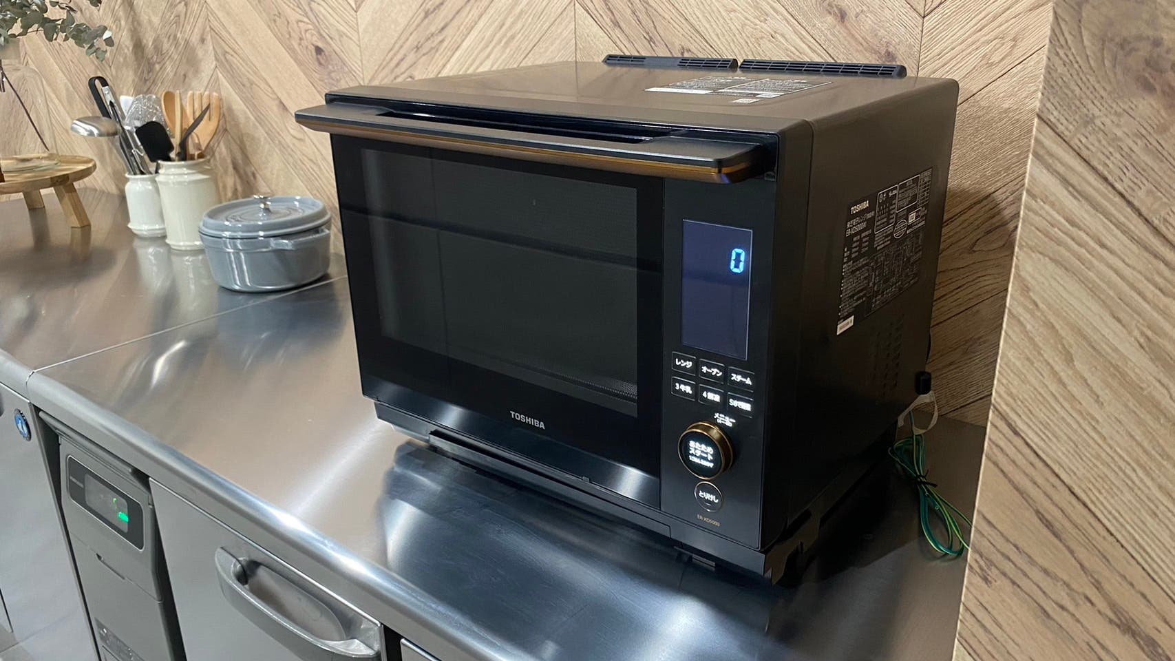 業務用冷蔵庫・システムキッチン・メイクルームや食器類無料貸し出しも！映像制作会社が運営する本格的なレンタルキッチンスタジオです！の写真13