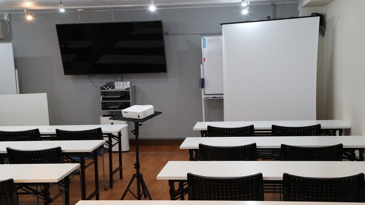 【池袋駅５分】創業6年の実績、清掃・消毒を徹底☆会議・研修・セミナー・商談・撮影・面接…設備も充実☆南池袋公園側の静かさの写真23