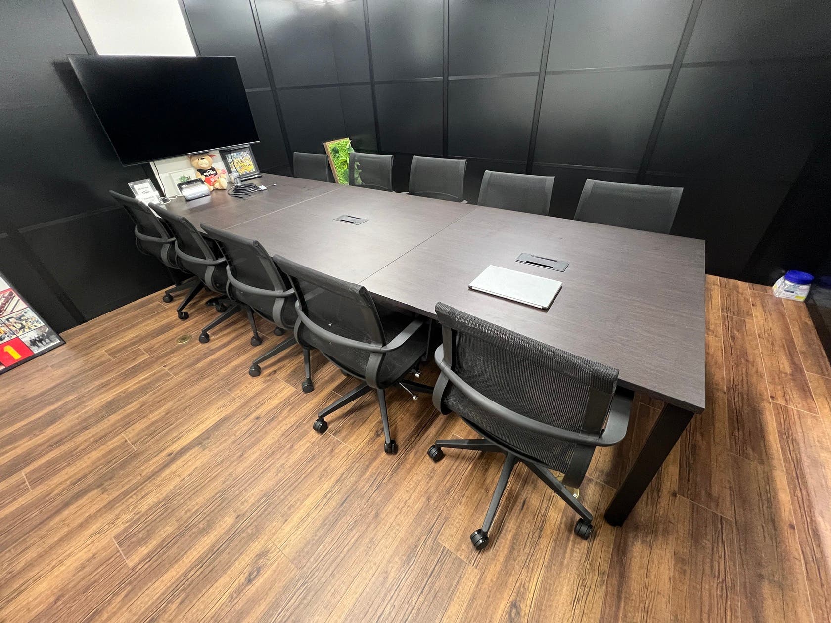 [湯島駅2分/御徒町駅5分][4路線5駅利用可]アクセス抜群！最大10名 防犯カメラ無し wifi有 男女別トイレ有の写真1