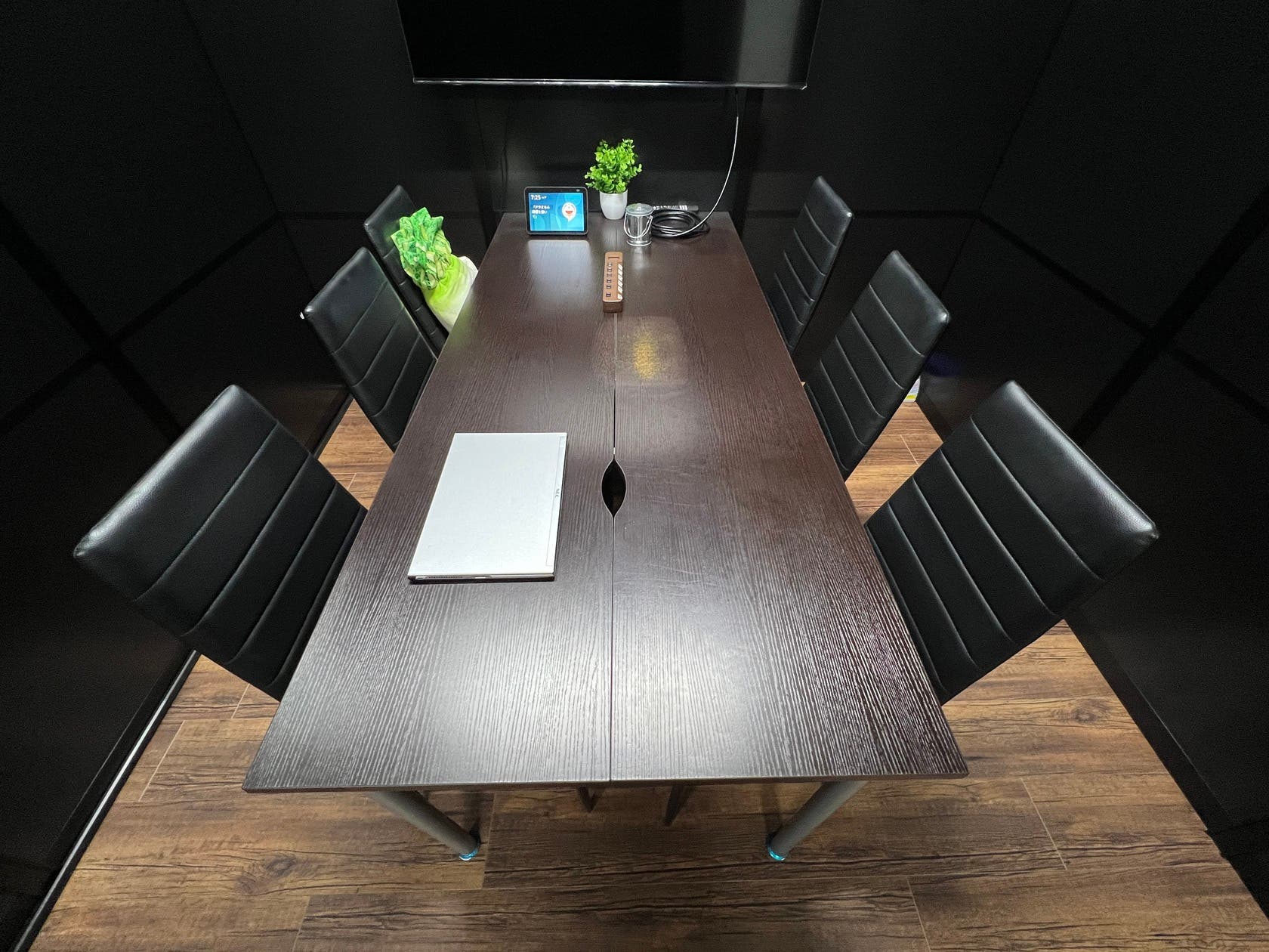 [湯島駅2分/御徒町駅5分][4路線5駅利用可]アクセス抜群！最大6名 防犯カメラ無し wifi有 男女別トイレ有の写真2