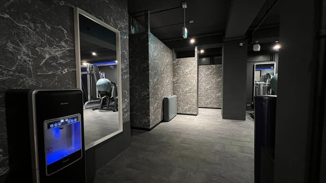 【淵野辺駅1分】マシン・フリーウェイト設備!の写真8