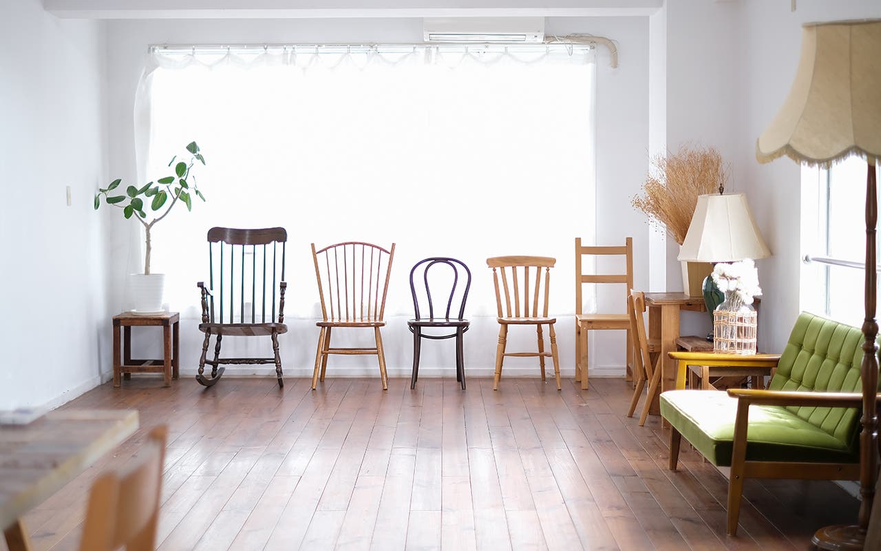 代々木ヴィンテージマンション内の自然光と木とドライフラワーに包まれたの空間の写真13