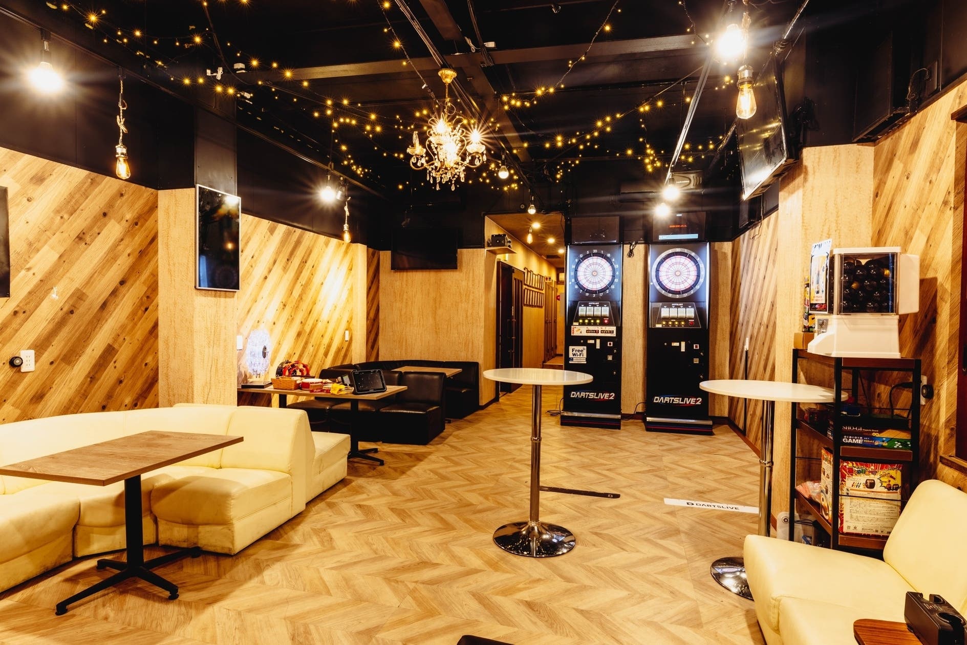 【川崎駅から徒歩5分】GORAKU BAR川崎店カラオケ/ダーツ付きパーティスペースの写真8