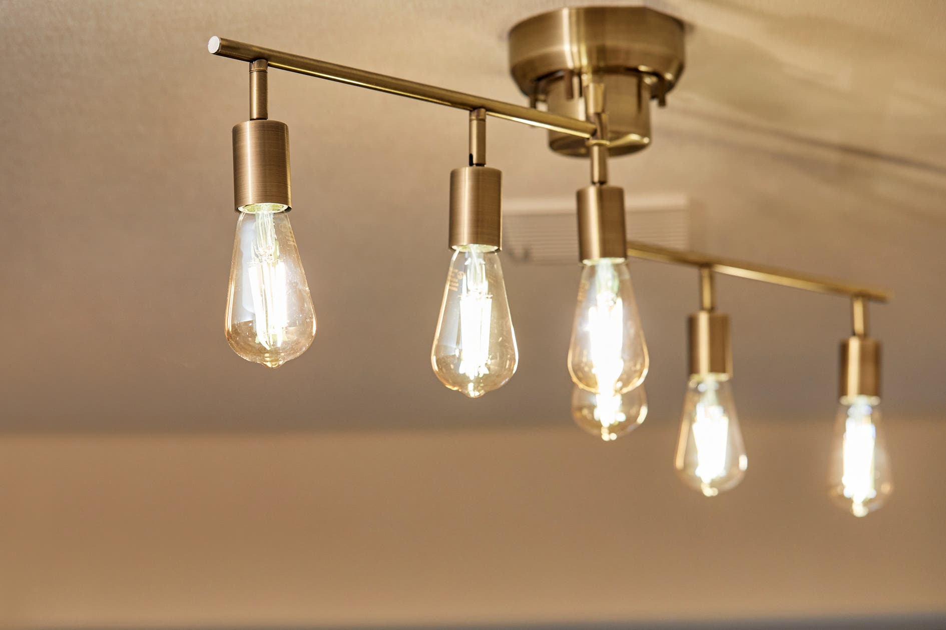 【池袋駅7分】平日料金大幅値下げ！💫/電動昇降ベッド（有孔）✨/お湯出る/今すぐ予約！/Rainbowの写真21