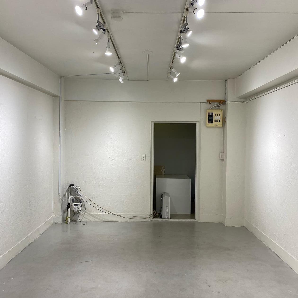 銀座駅近徒歩2分！アートギャラリーを借りて展覧会やファッションの展示会、その他イベントにも！の写真3