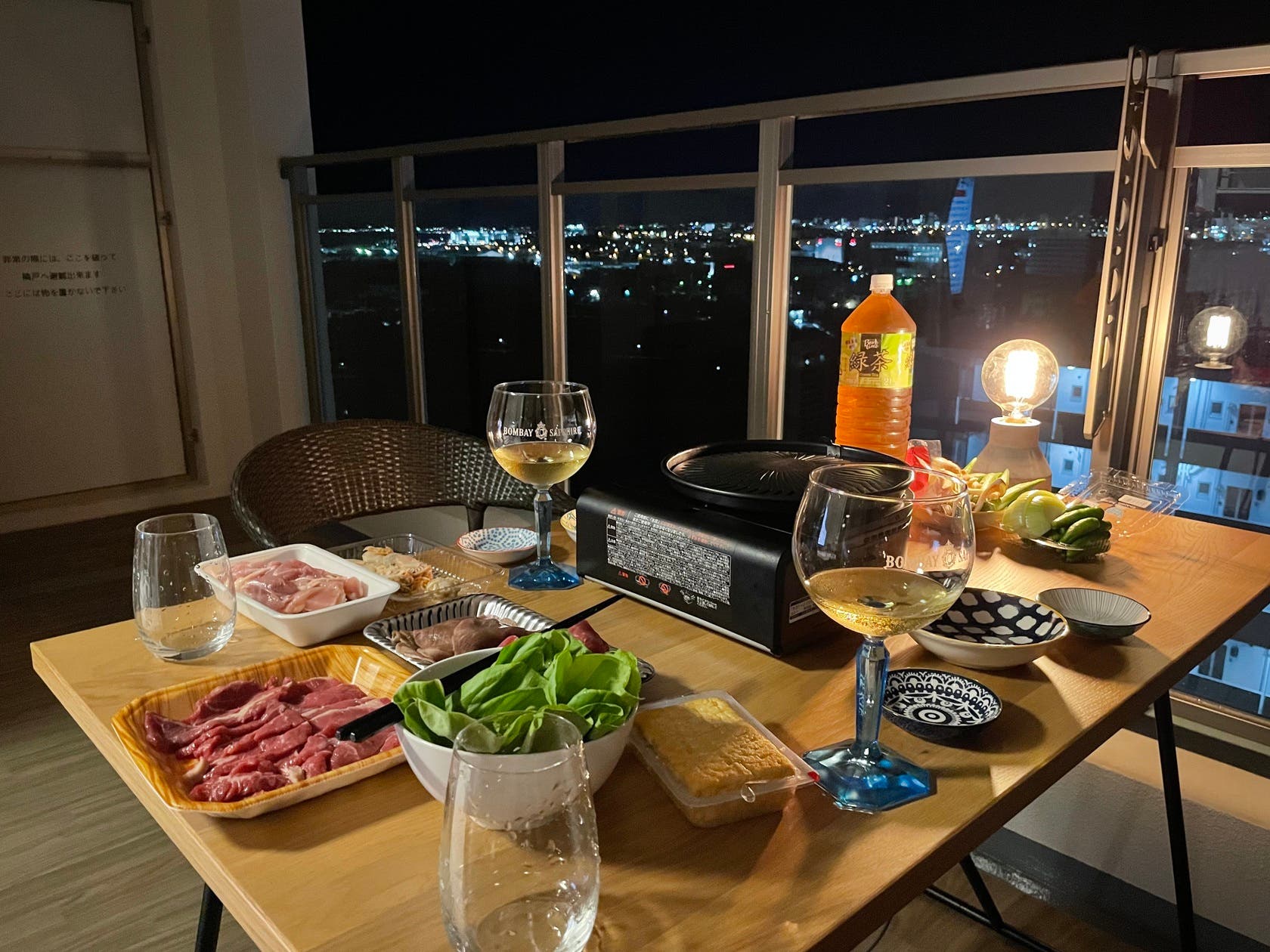 【那覇曙】パーティーや撮影などに最適！大型TV/ゴミ捨て可/共有ラウンジ貸切可！/ベランダ/ボドゲ充実の写真15