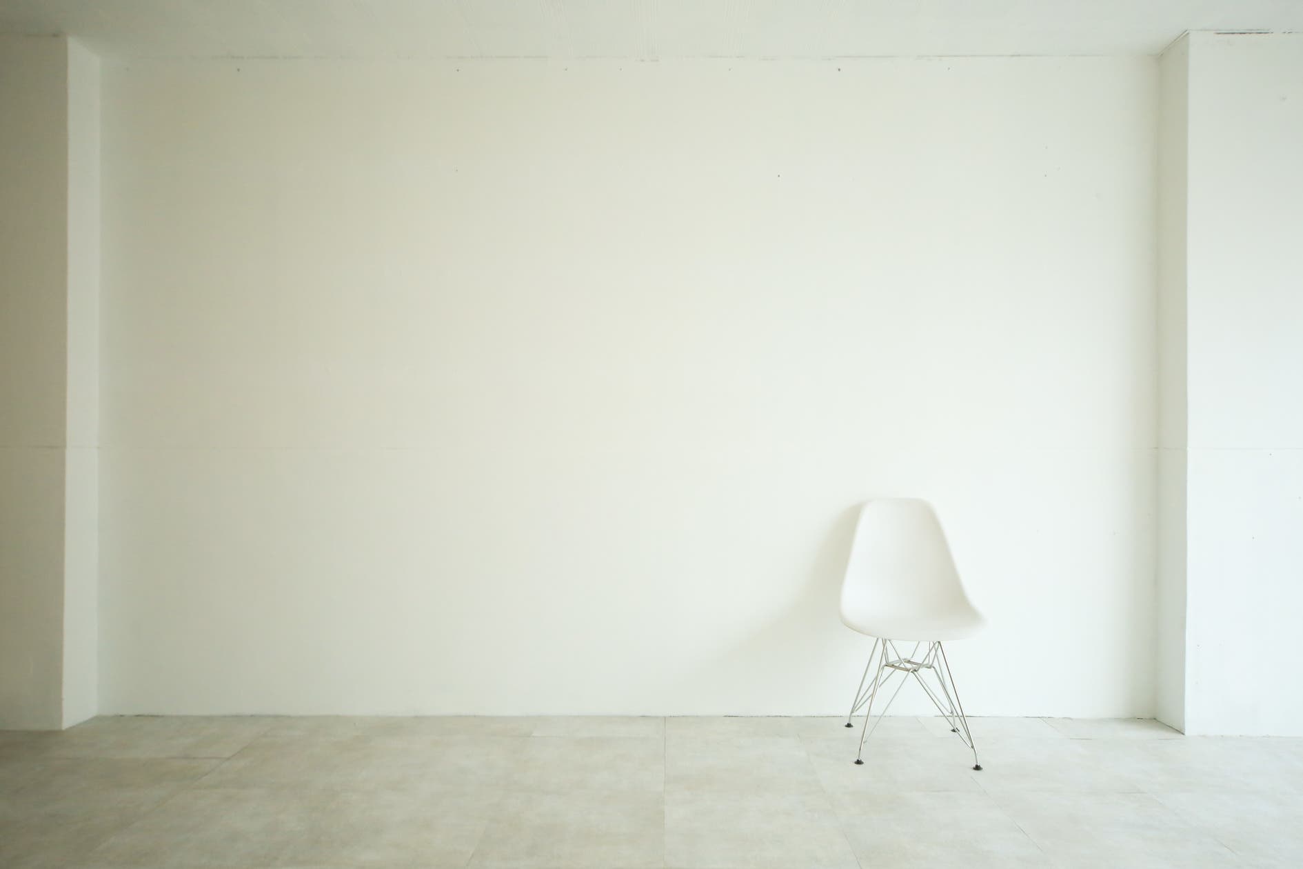 【3F】新浜松駅から徒歩8分！自然光・背景紙撮影ができるシンプルで使いやすいスタジオの写真4