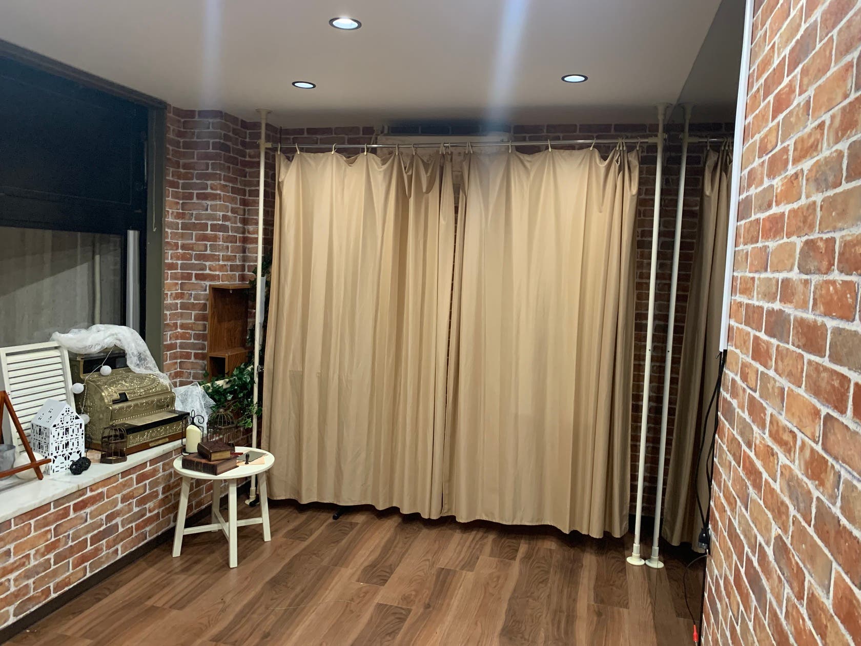 新宿から電車で15分！千歳烏山から徒歩6分！撮影やイベント、女子会など色々使ってください！の写真12