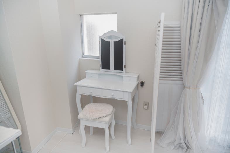 【リンバケ】駅1分✨自然光✨白基調✨ブランド家具✨おしゃれ✨ポートレート✨クリスマスツリー✨コスプレ✨物撮り✨インタビューの写真8