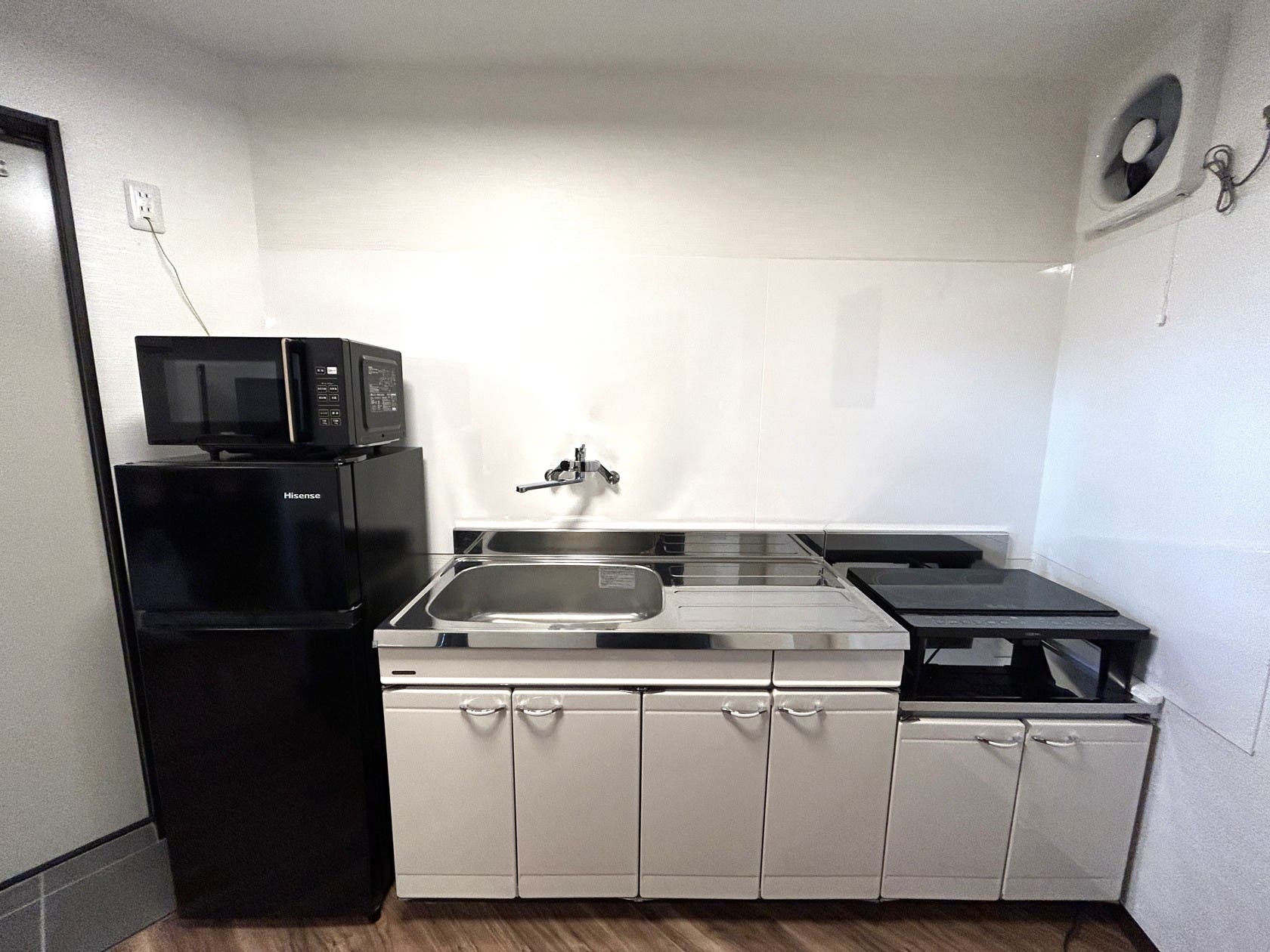 【完全個室】JR横須賀線「逗子」駅、京浜急行線「逗子・葉山」駅から徒歩２分のレンタルスペース♪の写真5