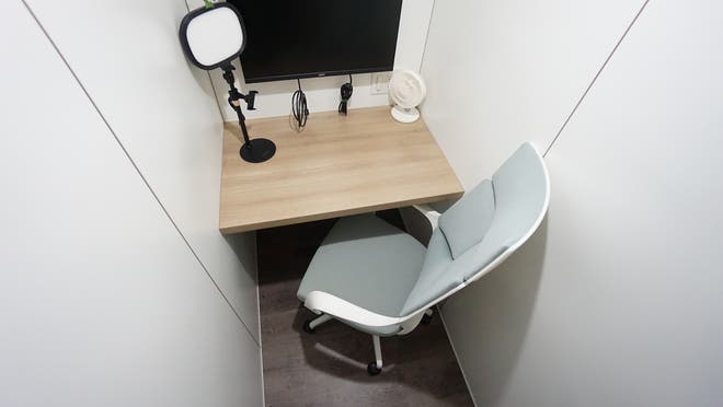 <ワークブース水道橋No.5>水道橋駅徒歩2分🚃1人用完全個室🚪Wi-Fi📶モニター🖥電源🔌⚡️テレワーク/面接/自習の写真2