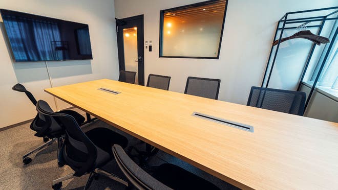 会議室 02(7名)の写真1