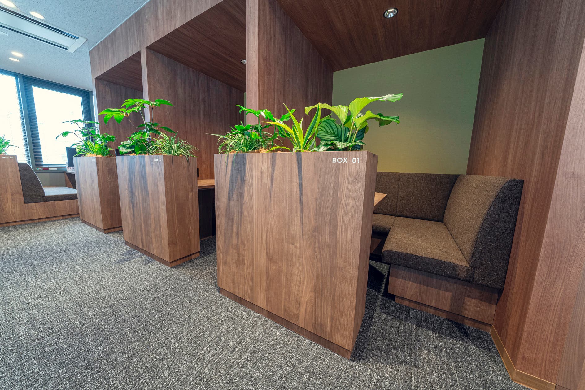 BOX 04(4名)の写真2