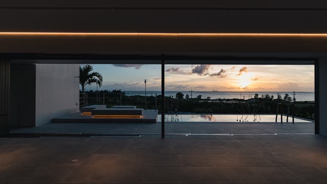 屋外ジャグジー/インフィニティプール/サウナ/自然を感じながら、刻々と移り変わる海の表情を楽しめるの写真7