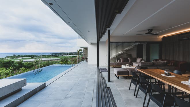 屋外ジャグジー/インフィニティプール/サウナ/自然を感じながら、刻々と移り変わる海の表情を楽しめるの写真3