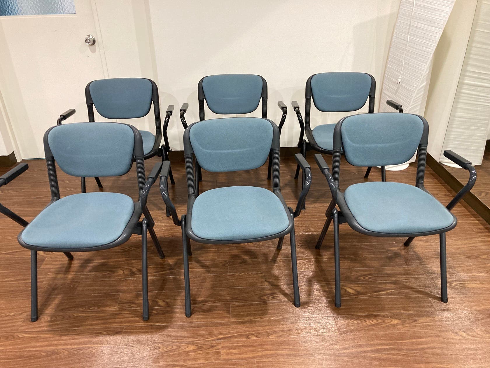 広島三越&胡町電停から徒歩1分✨広いスタジオ&スペース✨全身鏡が壁２面✨ヨガマット無料貸出し✨ダンスの写真24