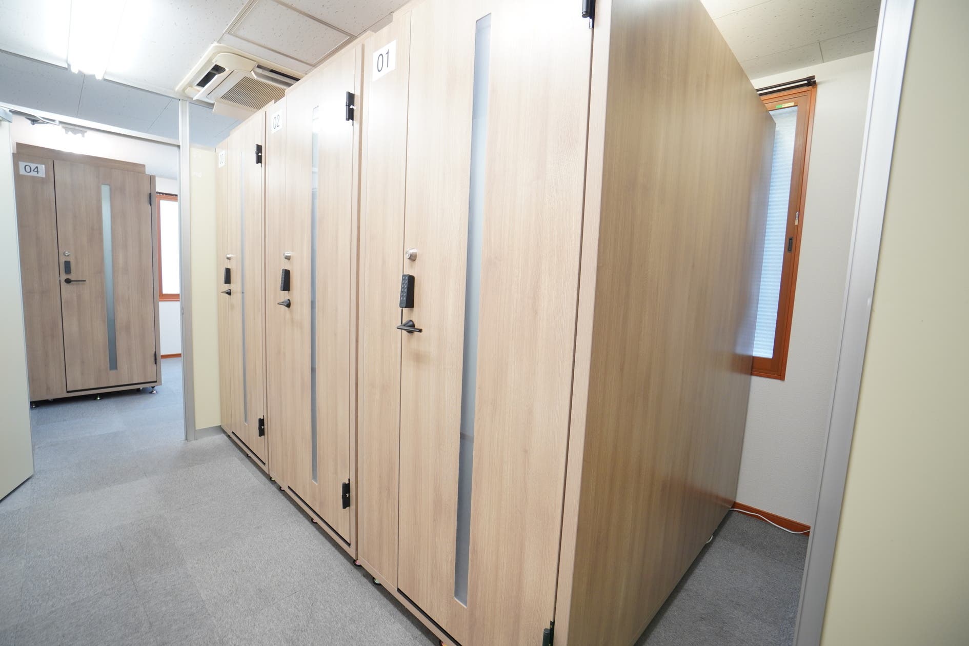 ＜ワークブース宝町No.6＞駅近人気エリア🚃完全個室💼Wi-Fi📶電源🔌テレワーク/ZOOM/自習/作業場所の写真2