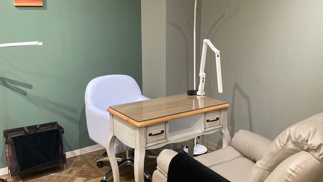 【天神VIORO 6F】 ネイル施術が利用可能なレンタルスペースの写真4