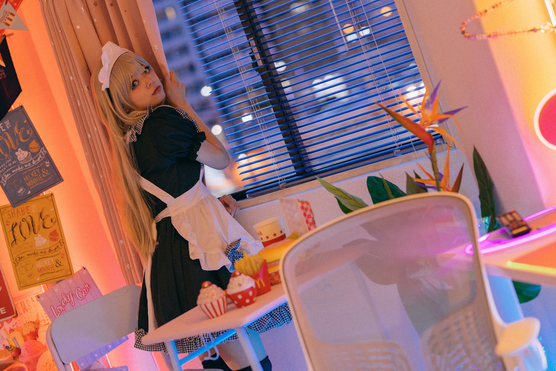 桜川駅5分(難波1駅)白系シティーポップ💜ネオンかわいい/写真撮影TikTok生誕など🤩の写真8