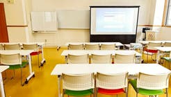【壺川駅徒歩5分】定員42+α名!プロジェクター含む備品・高速Wi-Fi無料!壺川204会議室の写真2
