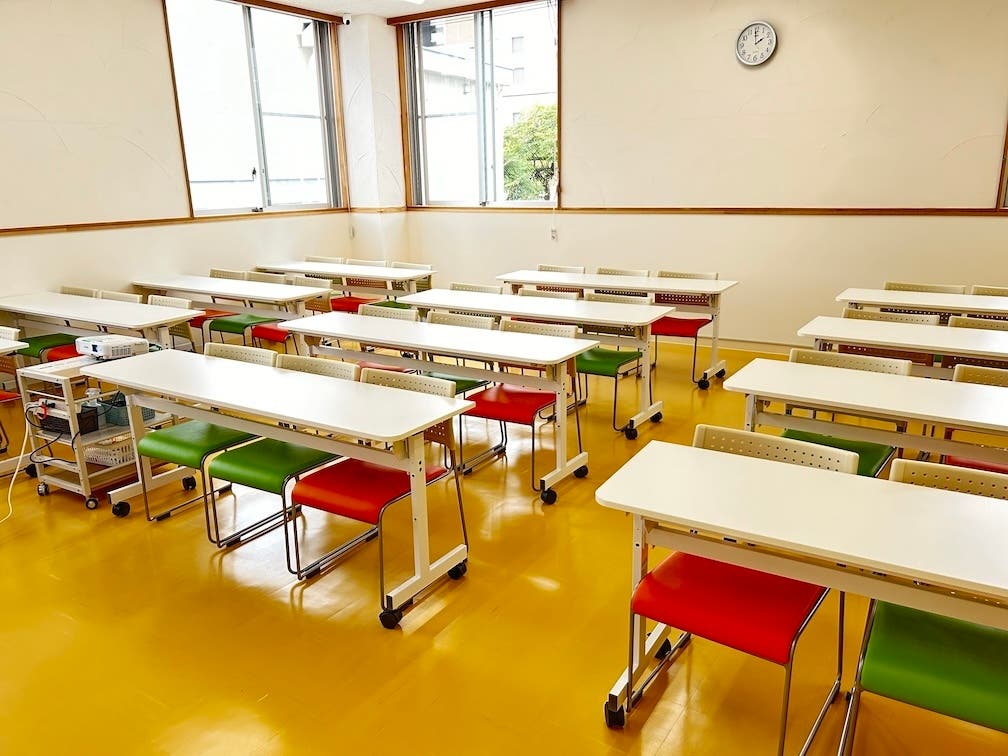 【壺川駅徒歩5分】定員４２＋α名！プロジェクター含む備品・高速Wi-Fi無料！壺川204会議室の写真10