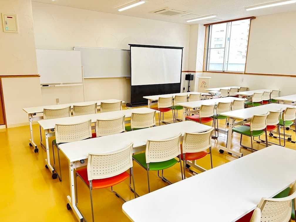 【壺川駅徒歩5分】定員４２＋α名！プロジェクター含む備品・高速Wi-Fi無料！壺川204会議室の写真11